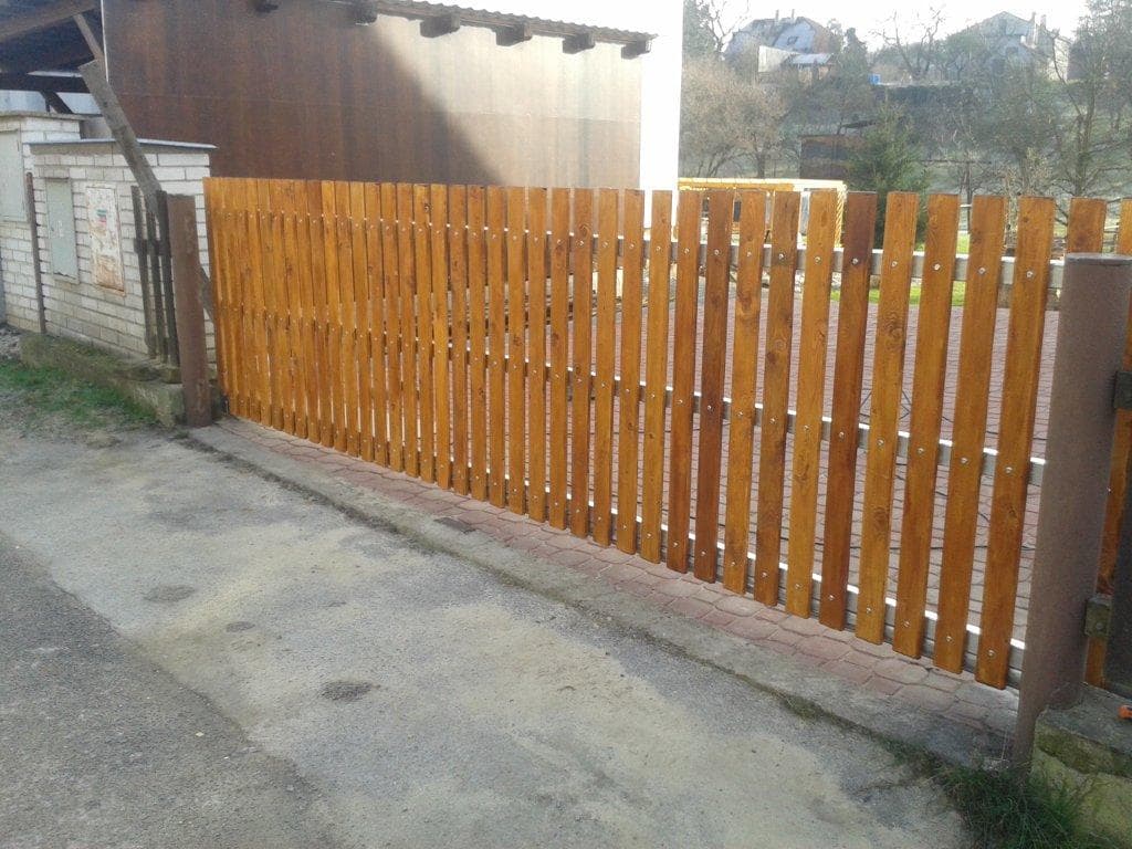 Realizace | Plastové ploty